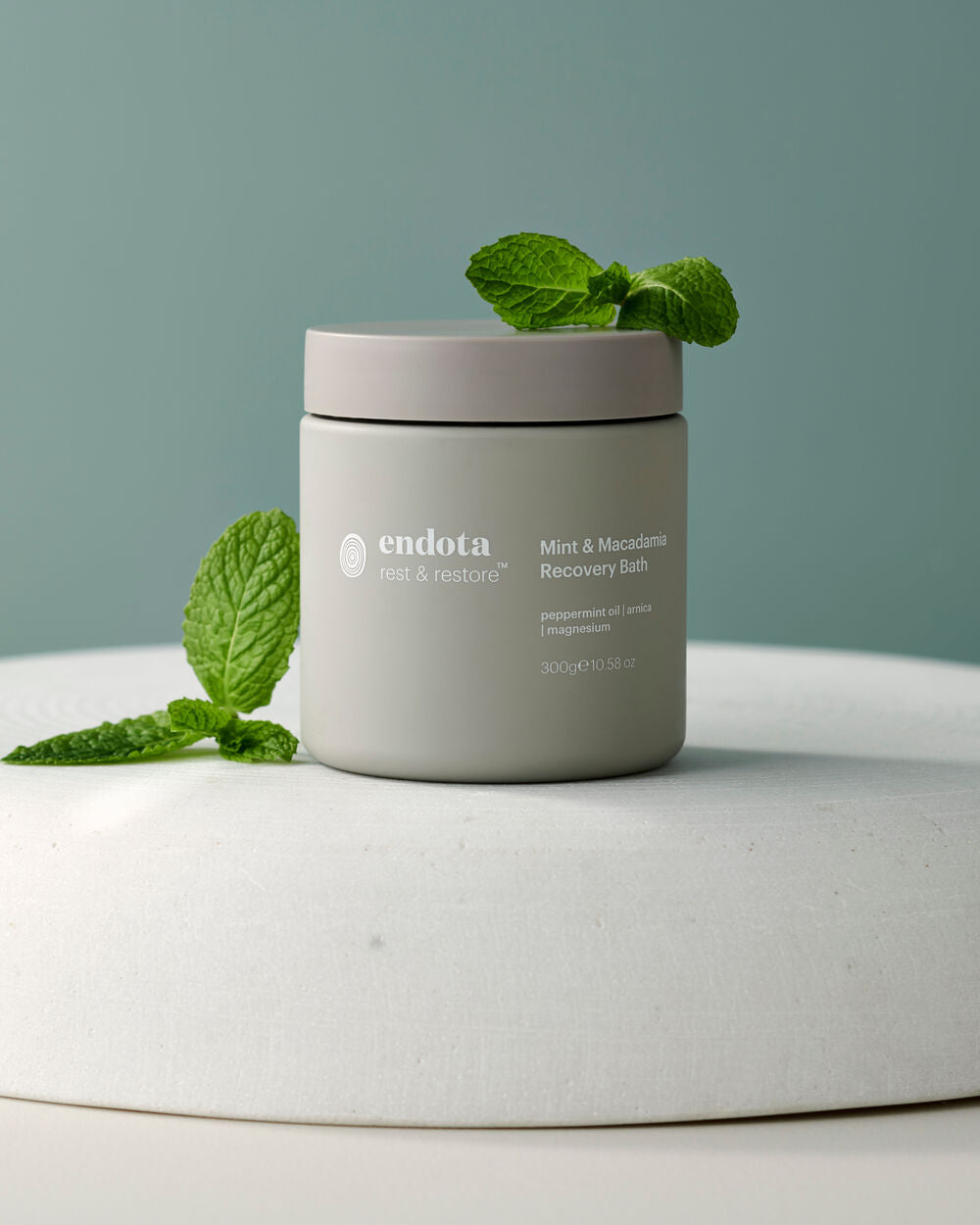 Mint & Macadamia Recovery Bath 300g – endota Thailand
